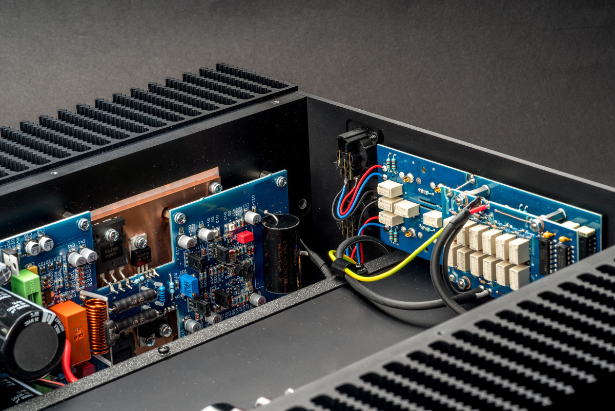Canor AI 1.20 Integrated Solid-state Amplifier