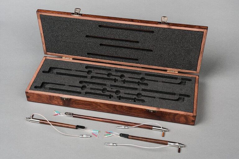 Reed Armwand Box